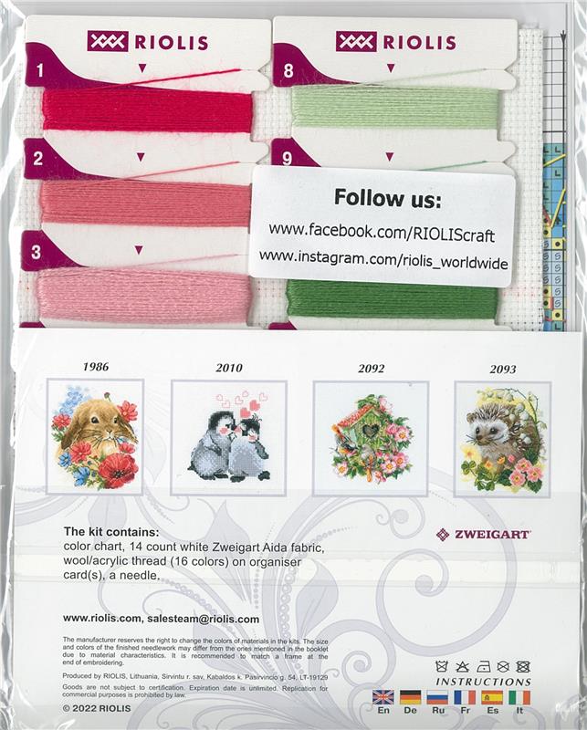 "Cat In Flowers" | Cross Stitch Kit