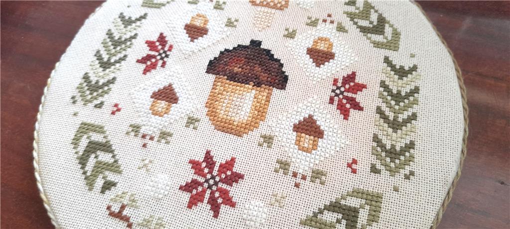 "A Celebration of Acorns" | Cross Stitch Pattern